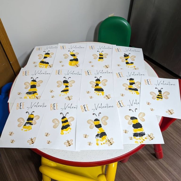 Bee Valentines Day Footprint Craft, Bee My Valentines Handprint Art ...