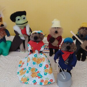 Hetty Muskrat the Puppet Christmas Muppet Emmet Otter's | Etsy