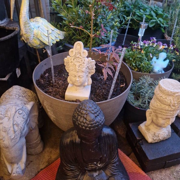 Beautiful Detailed Buddhas T/lit Statue for the Home or Garden. From ...