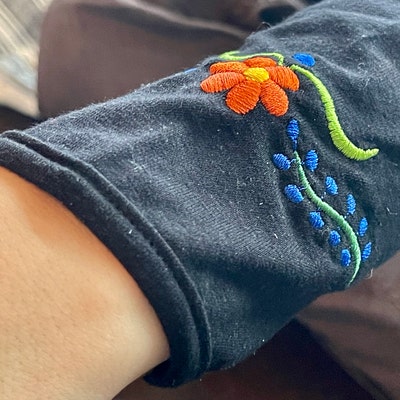 Embroidered Hungarian Folk Art Matyó Short Sleeve T-shirt From Hungary ...