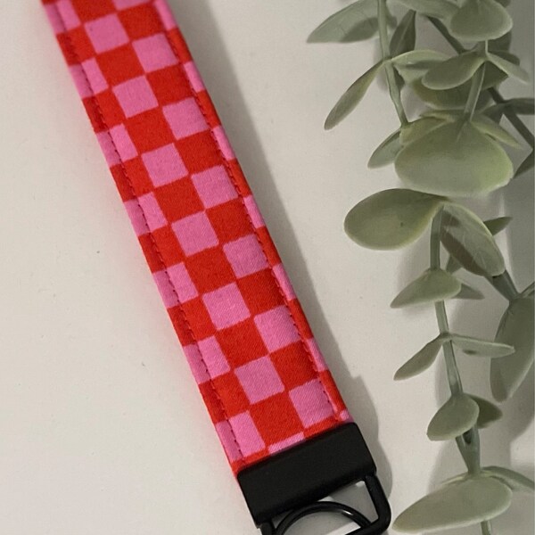 Pink Checkered Keychain Wristlet, Keychain Strap, Wrist Lanyard, Retro ...