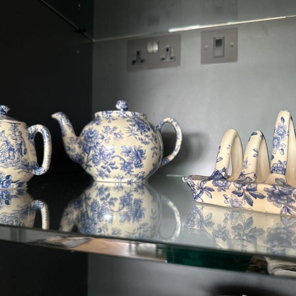 A 2 Cup China Teapot in Lily of the Valley Design for the Abbeydale ...