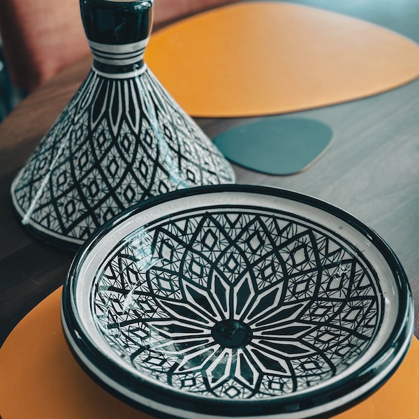 Set Consisting of Guembri and Qraqeb, Moroccan Pro Gnawa Instrument ...