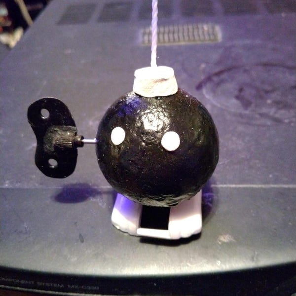 Bob-omb Wind-up Replica - Super Mario Bros. (1993) - Etsy