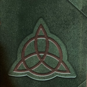 Fan-made Fire Emblem Spell Tomes Robin Thoron Arcfire Elwind | Etsy