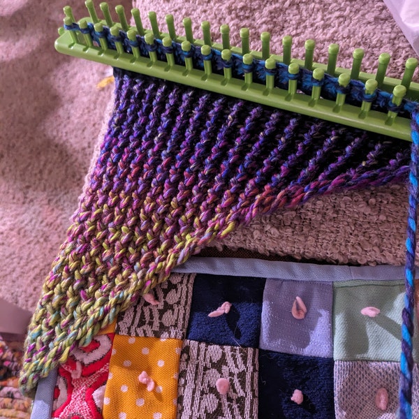 Loom Knit Pattern (with Video) Triangle Shawl Beginner EASY - Etsy