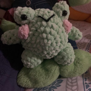 Cute Green Frog Plushie - Etsy