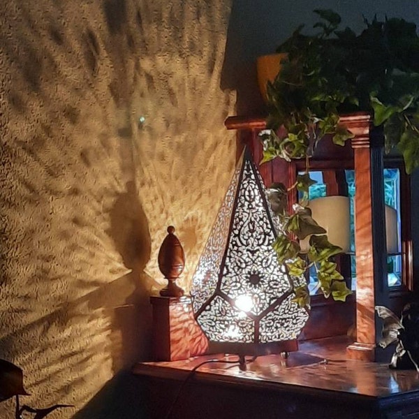 Moroccan Brass Table Lamp, Modern Style Handmade Moroccan Lamp ...