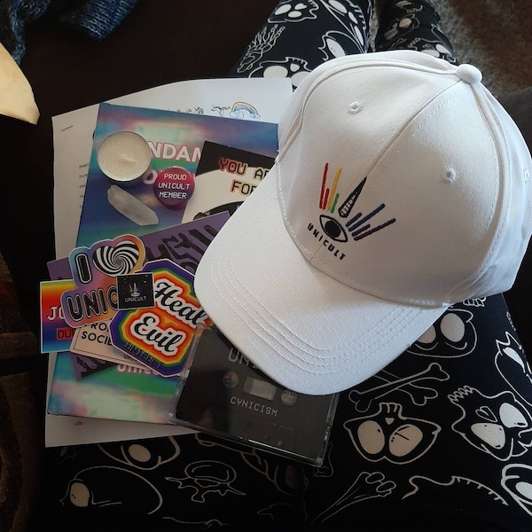 UNICULT Beret - Etsy