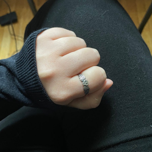 Mini Taphophile Ring in Sterling Silver or Gold Memento Mori Skull - Etsy