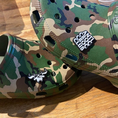 Skeleton Heart Hands Clog Charm Croc Jibbitz Bones Love - Etsy