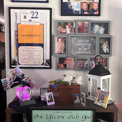 Friends Picture Frame, the Best Things in Life Are Memories Wooden ...