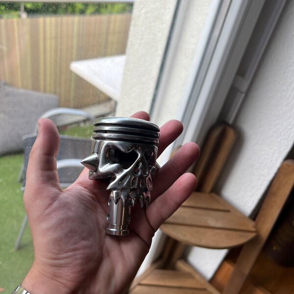 Bodybuilder,fitnesspiston Sculpture, Mechanic, Piston Skull, Skull ...