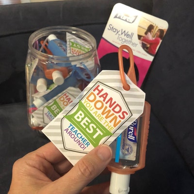 Printable Teacher Gift Tags, Hands Down Your the Best Teacher Around ...