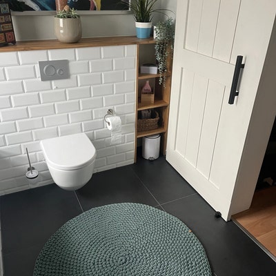 Chunky and Fluffy Crochet Round Rug, Handwoven Carpet With a Minimalist ...