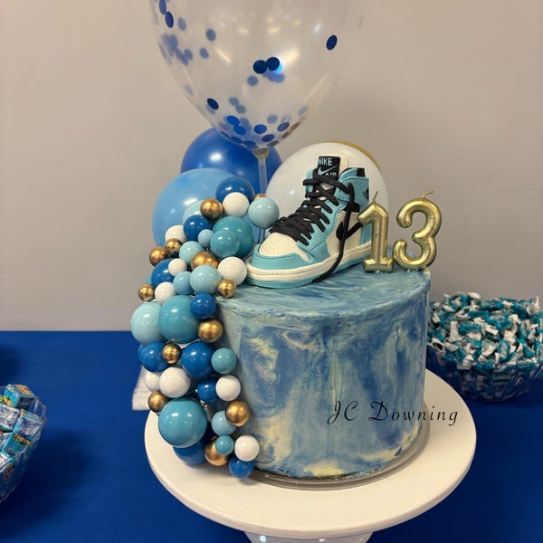 Small Nike Jordan Sneaker/trainer/shoe Cake Topper. Shoe Cake ...