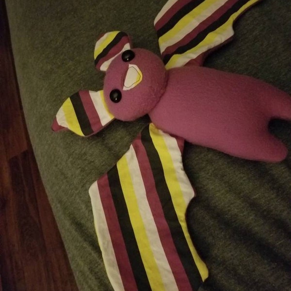 Pride Bat Plush- LGBTQ+ Plushies - Etsy