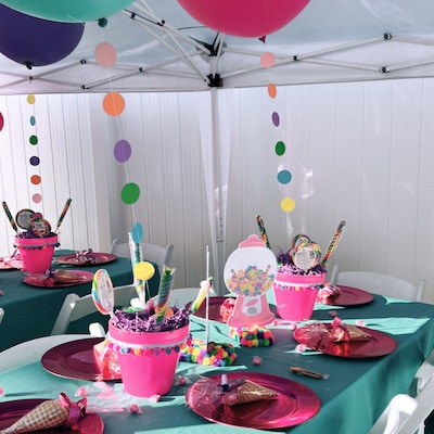 Candy Tabletop Centerpieces: Sweet One Birthday Supplies, Candy Girl ...