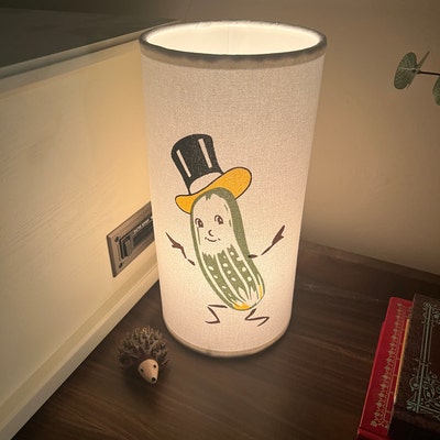 Pin-up Girl Table Lamp Ready for the Slopes. SG5 - Etsy