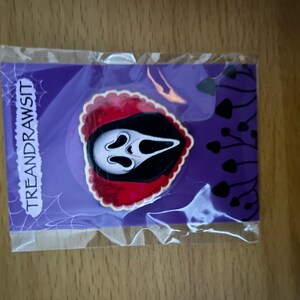 Cosy Frog in a Sweater Cottagecore Wildlife Reptiles Wooden Pin Gift ...