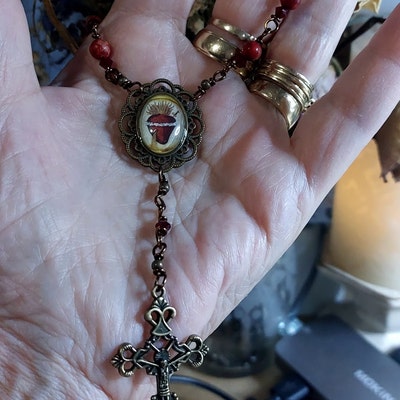 The Catholic Young Lady's Maglet - Etsy