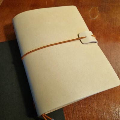 Traveler's Notebook Cover/a5/pen Loop/genuine Leather Cover/refillable ...