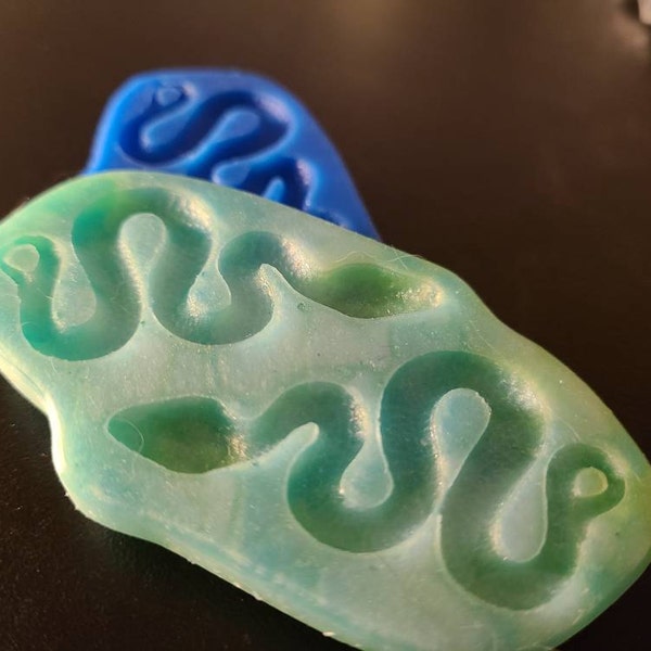 2" Shiny Snake With Scales - Detailed Silicone Mold for Resin, Clay ...