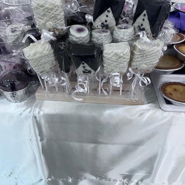 Wedding Cake Pops: Bride & Groom Chocolate Treats (24 Count) - Etsy