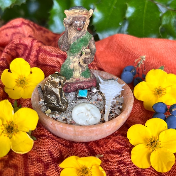 Vintage Bali Wood Cat Sculpture: Hand Carved Serenity Cat (7.5 Inches ...
