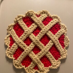 Cherry Pie Purse Crochet Pattern Cottagecore Nature Woodland Aesthetic ...