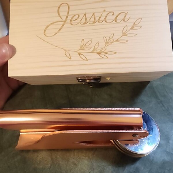 Custom Family Crest Embosser,coat of Arms, Unique Seal Embosser ...