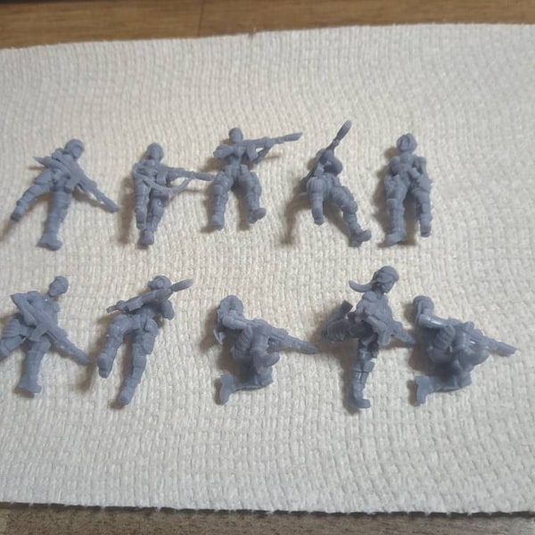 The Space Officer by 3dartguy Miniatures - Etsy