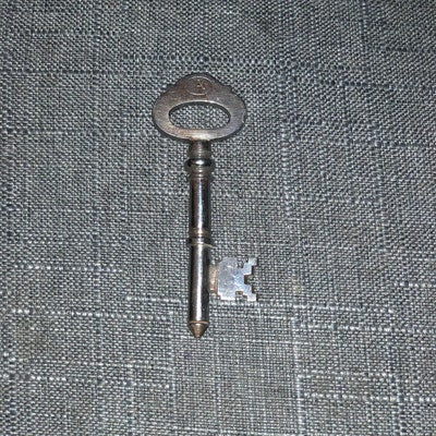 Skeleton Key Antique Victorian Padlock Old Key W/ Complex - Etsy