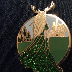 Fandom Queens Enamel Pins Aelin Queen of Fae, Manon Queen of Witches ...