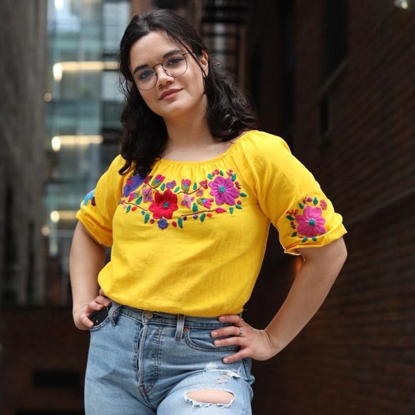 Artisanal Hand Embroidered Crop Top. Mexican 3/4 Sleeve Crop Top ...