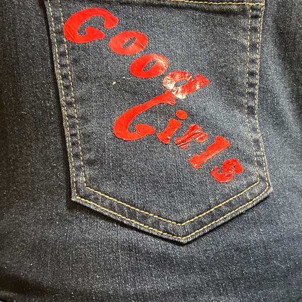 Gru's Minion Overall Logo Vinyl Iron-on Decal - Etsy