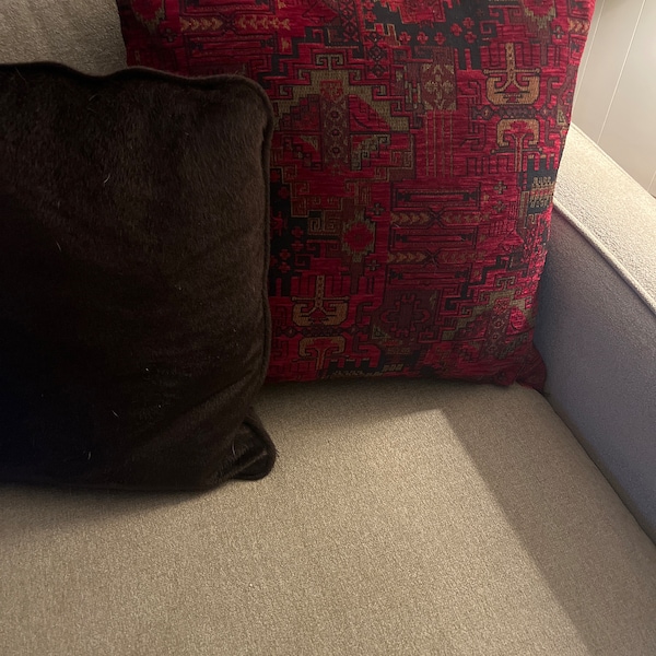 Red Rug Velvet Pillow Cover,red Kilim Velvet Fabric Throw Pillow ...