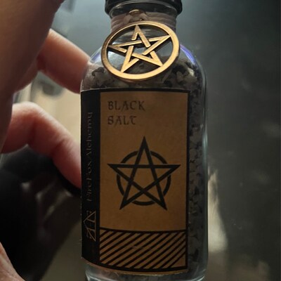 Black Salt: for Protection, Hex Breaking, Banishing, and Binding ...