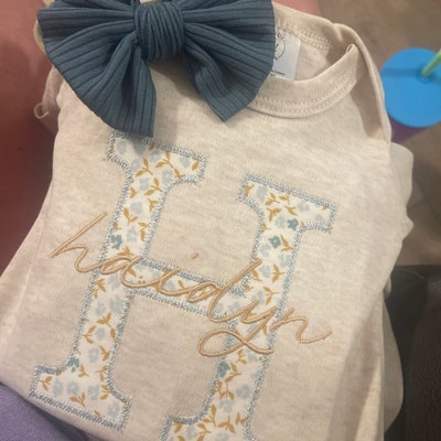 Personalized Baby Girl Romper and Hat Set, Vintage Floral Infant Coming Home Outfit, Baby Shower ...