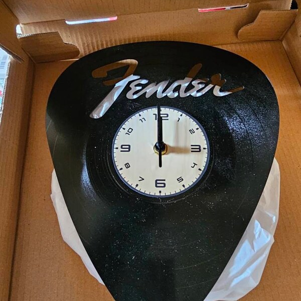 GUITAR PICK Fender Strat Vinyl Record Clock - Etsy