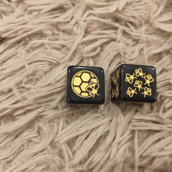 Bee Dice / Set of 2 / D6 - Bug, Insect, Honey - Etsy