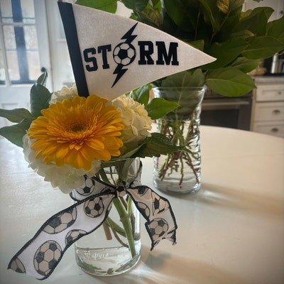 Custom Waving Hand Flag, Triangle Pennant Flag Party Favors, Solid ...