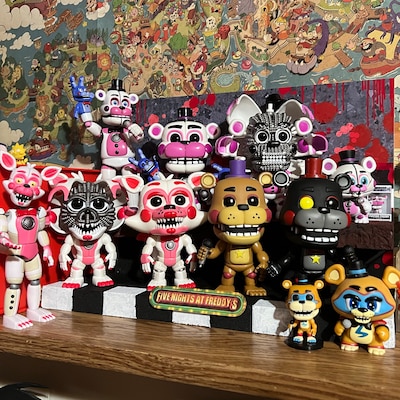 Five Nights at Freddy's Funko Pop Display. FNAF Funko Pops. Mystery ...