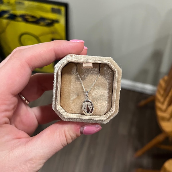 Round Circle Mini Locket, Gold Filled, Silver, Minimalist Personalized ...