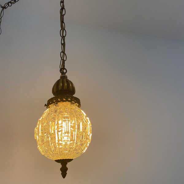 Vintage Plug-in Swag Lamp, Art Deco Art Nouveau Bubble Swirl Glass ...