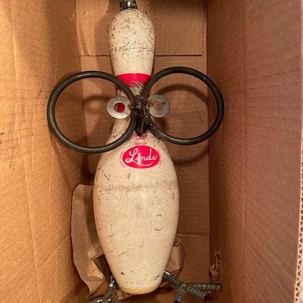 Bowling Pin Yard Art Bird. Recycled Garden Sculpture. - Etsy