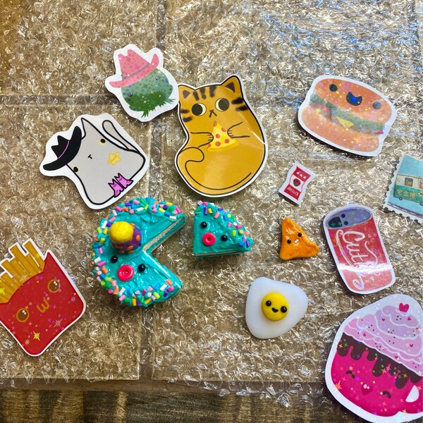 Bubble Cats/miniature Cats/cat Desk Buddies/cute Trinkets/cat Lover ...