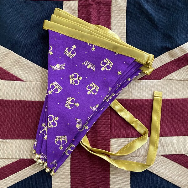 Medieval Style Heraldry Shields Fabric Bunting | Double-sided | 12 ...