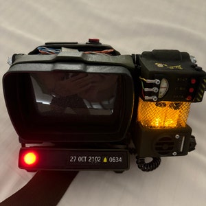 Yellow Flight Helmet Inspired Fallout - Etsy