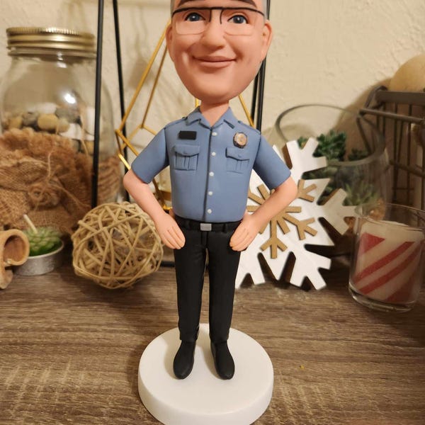 Custom Policewoman Bobblehead, Custom Police Officer Bobble Head ...